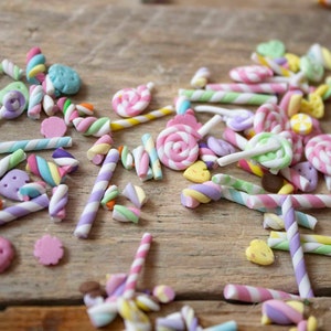 MINIATURE CANDY LOT 30 Random Pieces of Cakepops, Cookies, Marshmallows ...