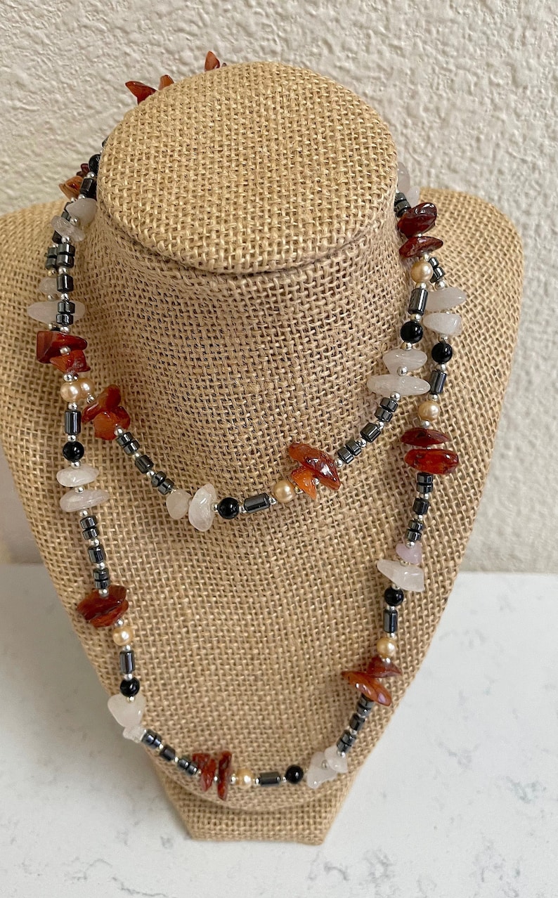 Vintage 36 Inch Rope Necklace of Black Onyx, Carnelian Chips, Cultured ...