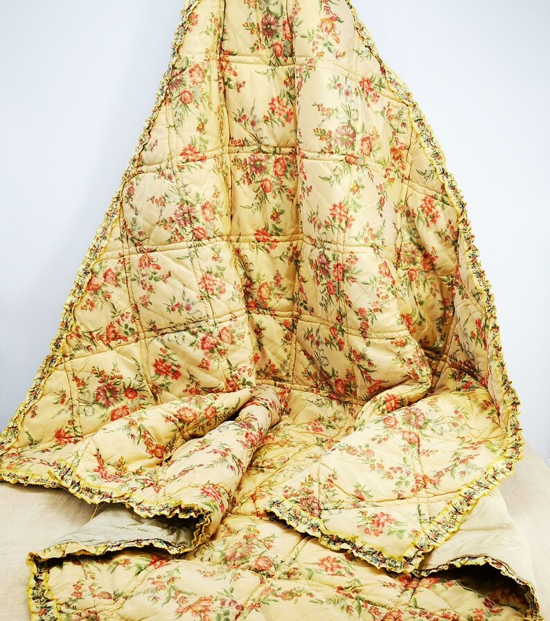 Antique French QUILT Boutis Chiné Silk With Design of Roses - Etsy