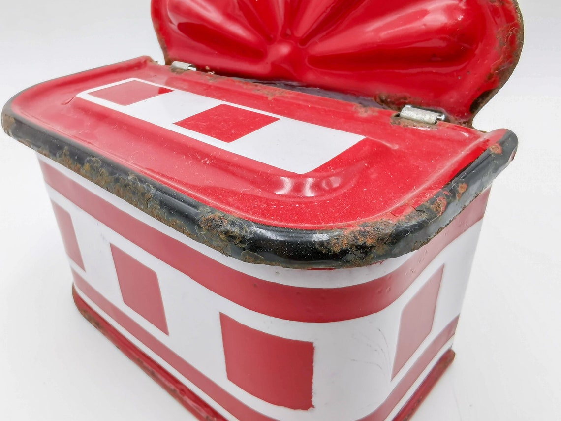 Enameled ALLUMETTES Match BOX LUSTUCRU red&white Checks | Etsy