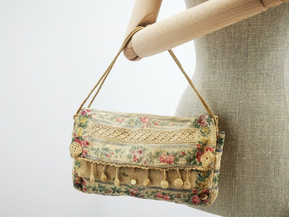 Antique French hand purse, fabric with placed print o… - Gem