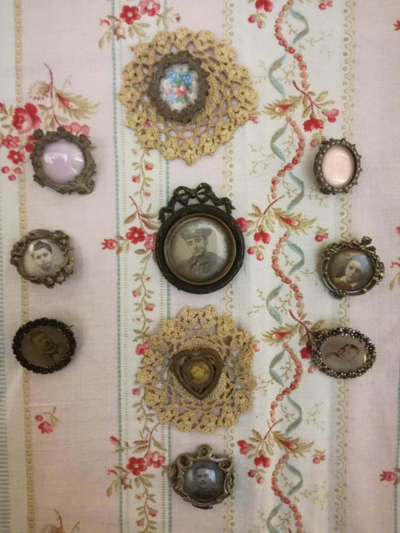 Two Antique French Photo Brooches Heart Shape and Die Cut - Etsy