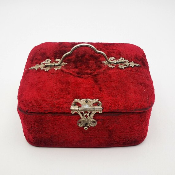 Antique French sewing box covered in red silk velvet… - Gem