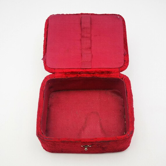 Antique French sewing box covered in red silk velvet… - Gem