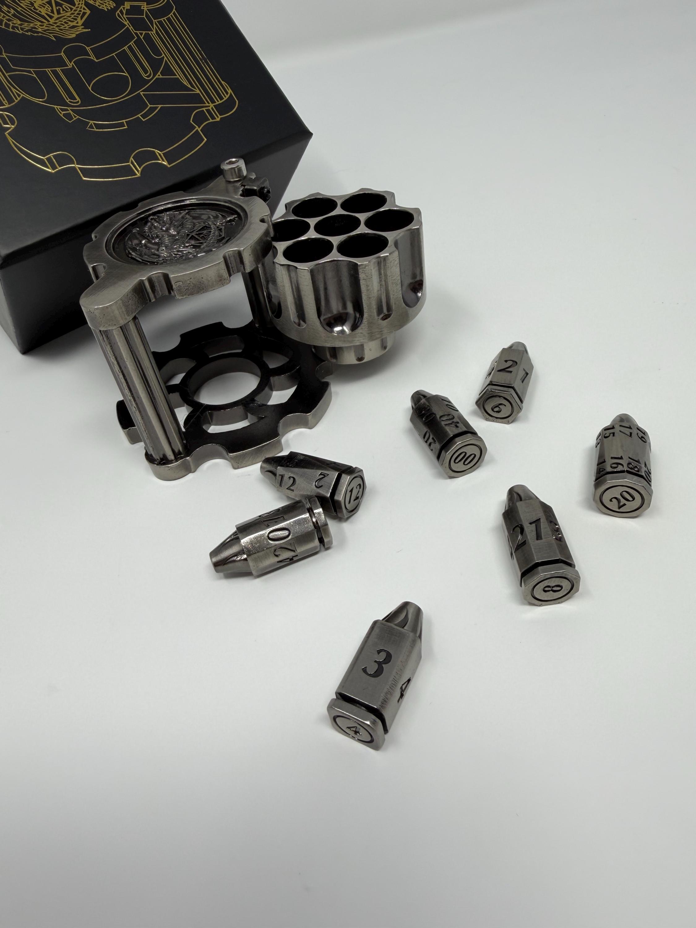 D&D Revolver Gunslinger Dice Set, Metal Bullet Dice, Spinner Cylinder ...