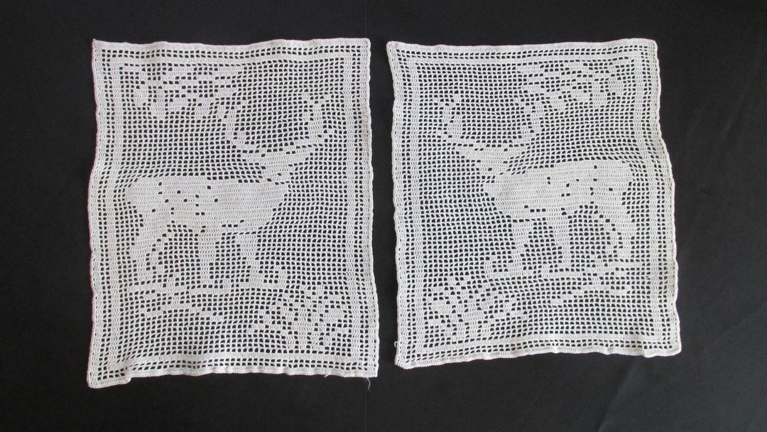 D180 Vintage 10 X 8 Inch Deer Buck Filet Crochet Antimacassar Runner ...