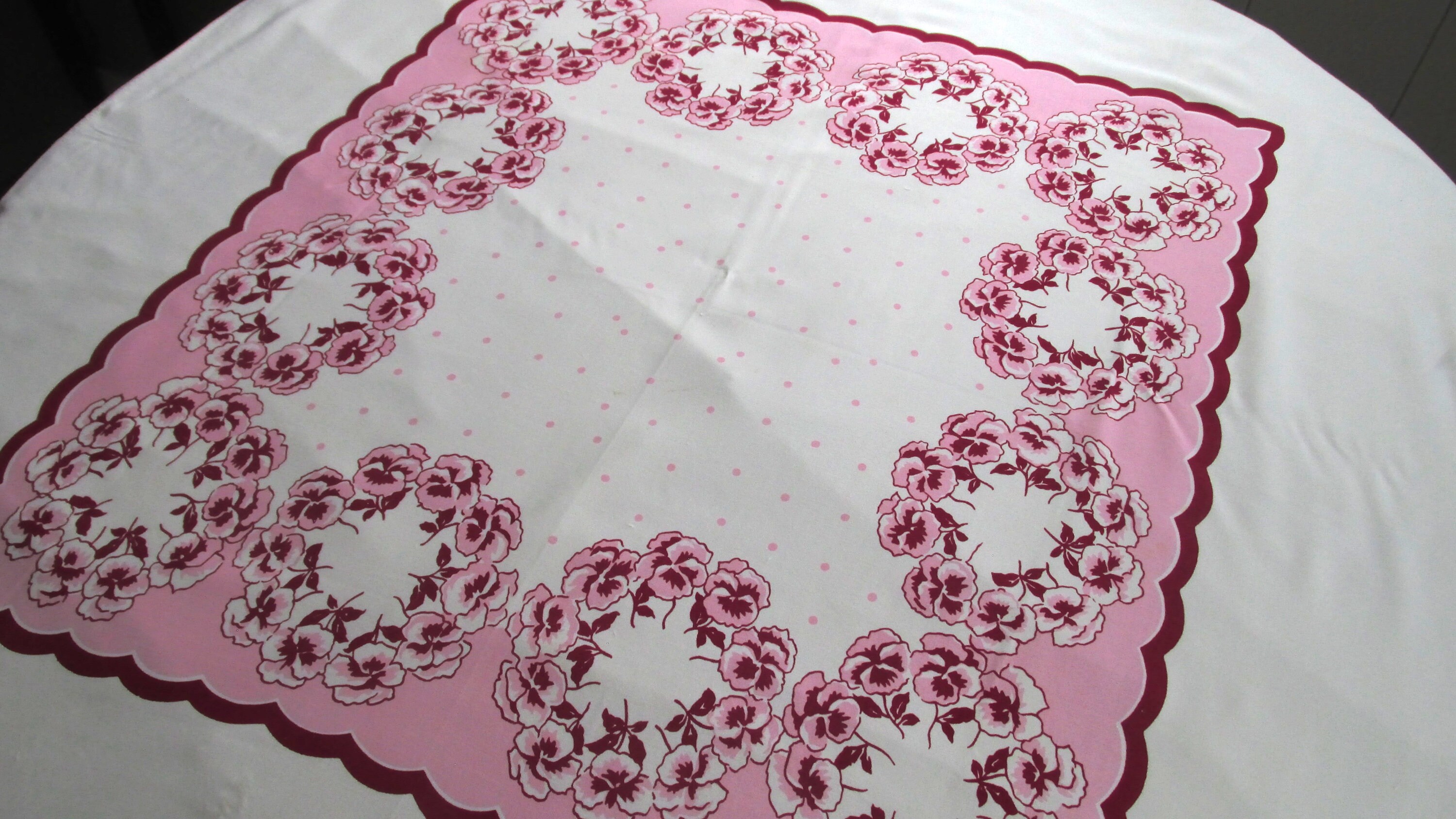 TC 520 Vintage Tablecloth Pink Maroon Pansies Pansy 42 X 41 - Etsy