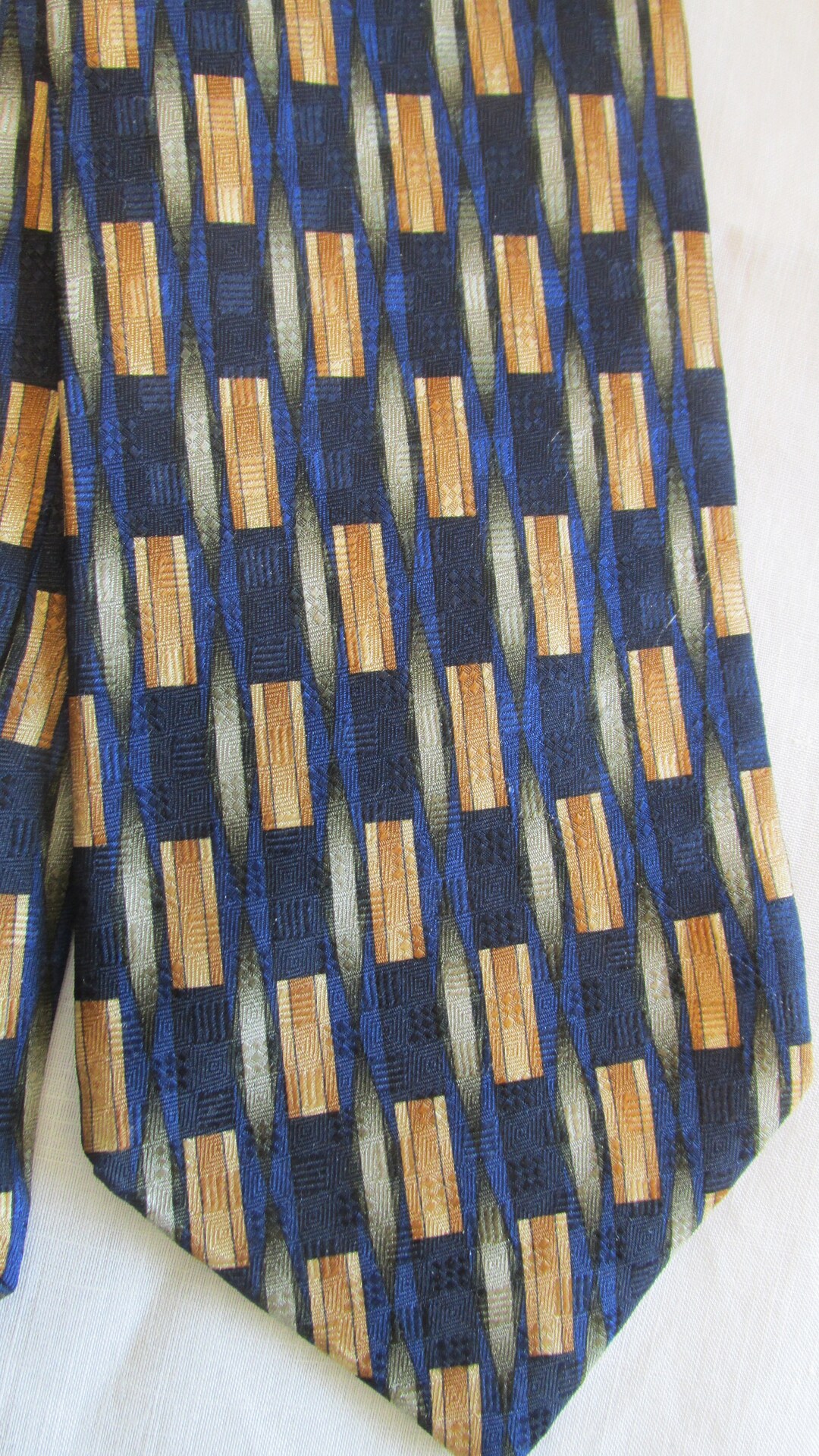 F 155 Vintage Mens Silk Tie Necktie BOSA Geometric Designer - Etsy