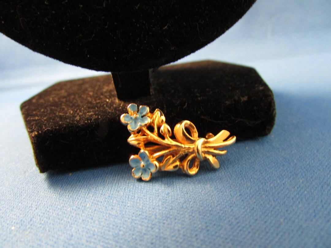 Miniature Flower Pin - Etsy