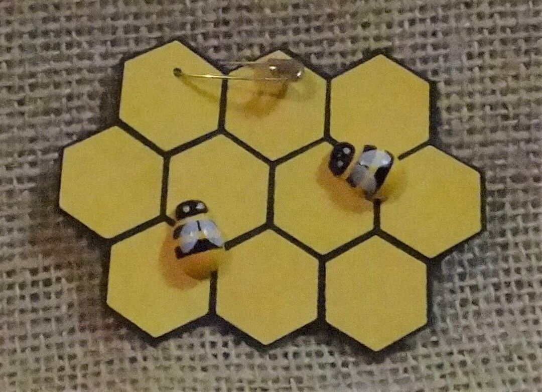 Set of Ten (10) Bee Happy Bees Beehive Honey Honeycomb Scout SWAP or ...