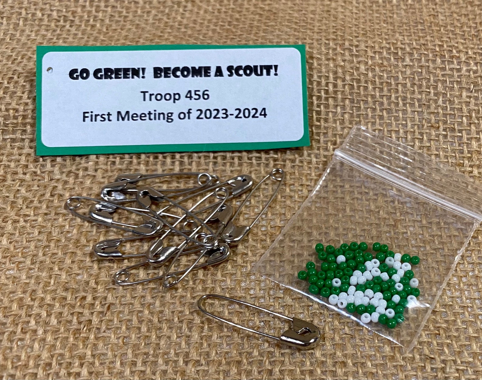 Set of Ten 10 Safety Pin Beaded GS Pattern DIY Scout SWAP or - Etsy