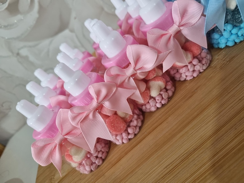 Adorable Halal Baby Bottle Party Favours – Filled With Sweets | Perfect ...