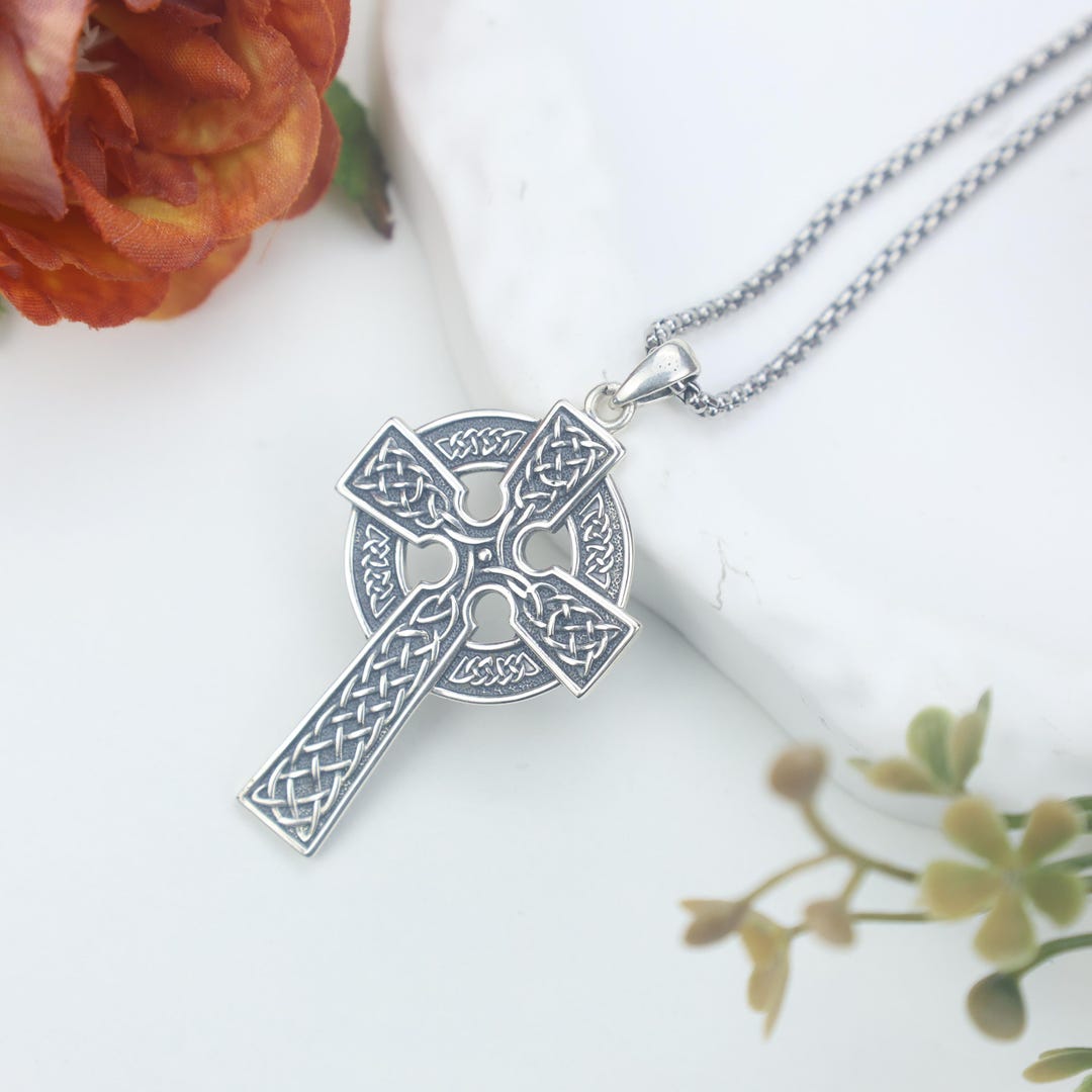 Celtic Cross Necklace: 925 Sterling Silver Irish Trinity Knot Crucifix ...