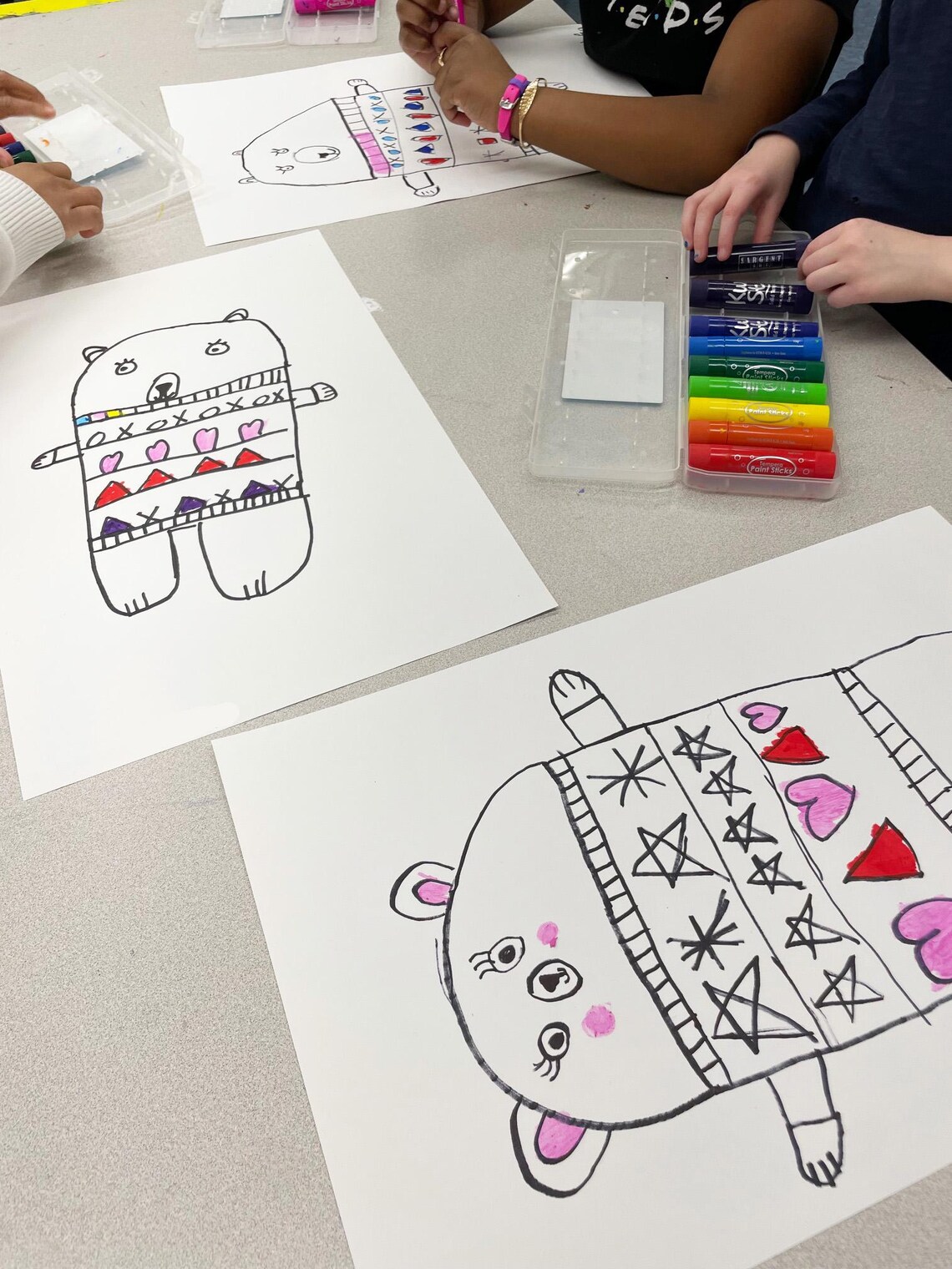 Polar Bear Art Project | Winter Activity for Kids | Fun Easy Art Lesson ...