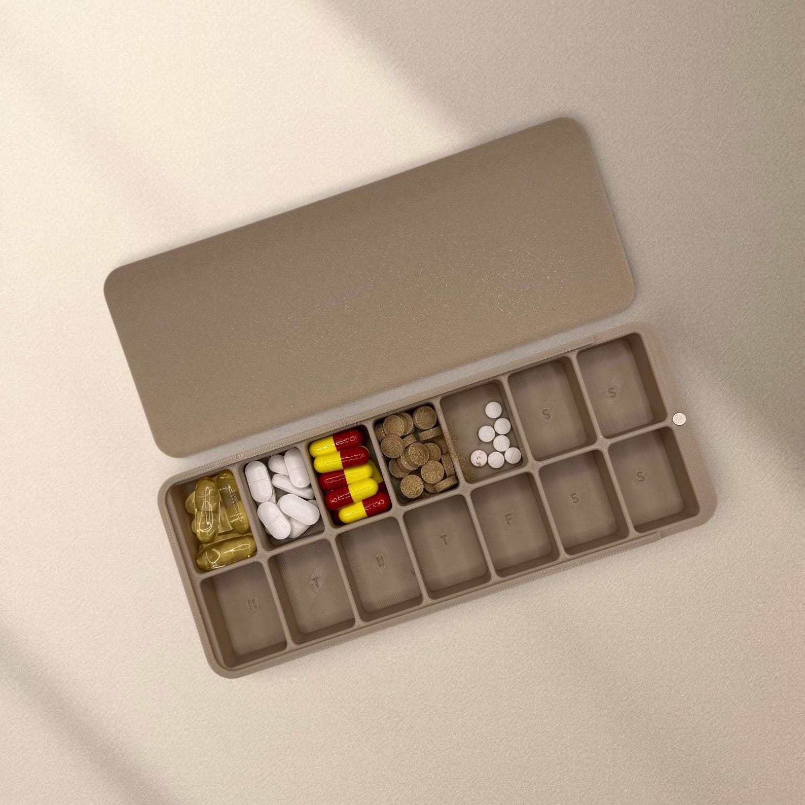 AM PM Pill Container, Magnetic Closure, Travel Medicine Case - Etsy