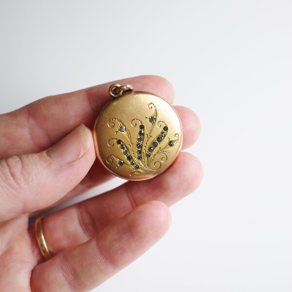Antique Gold Locket - Etsy