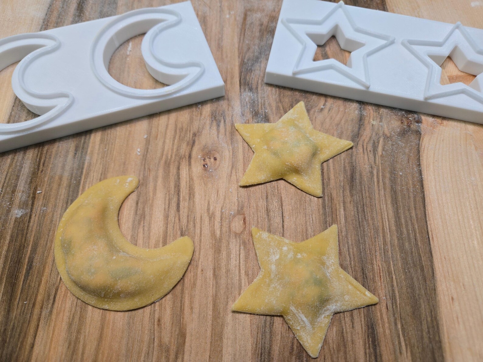 Star and Moon Ravioli Mold Set: Fun Pasta Shapes - Etsy