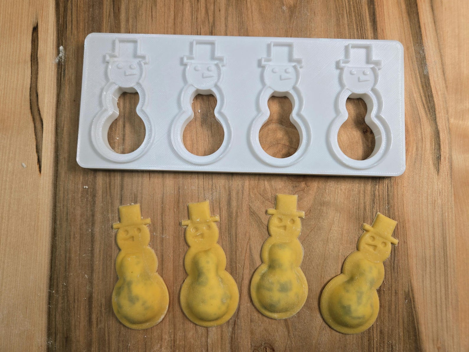 Snowman Ravioli Mold: Winter Pasta Maker - Etsy