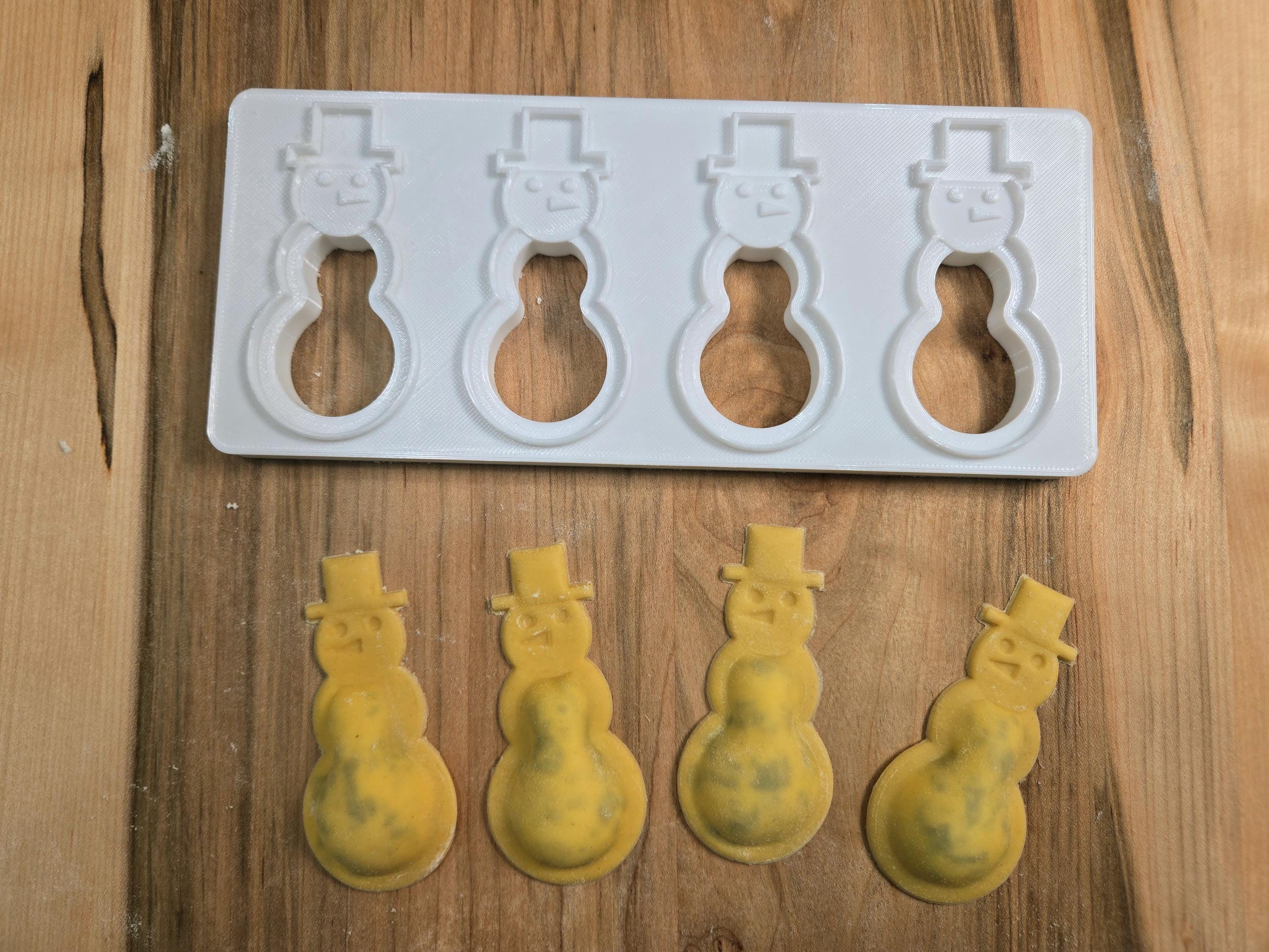 Snowman Ravioli Mold: Winter Pasta Maker - Etsy
