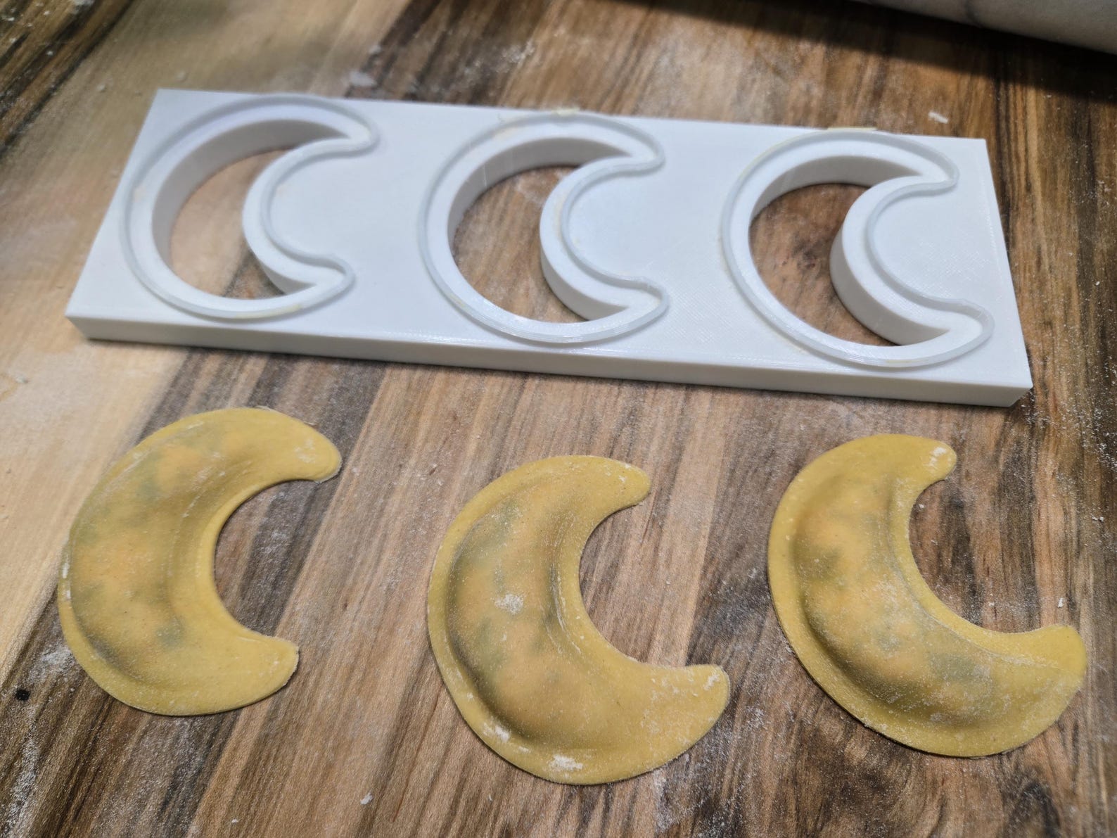 Star and Moon Ravioli Mold Set: Fun Pasta Shapes - Etsy