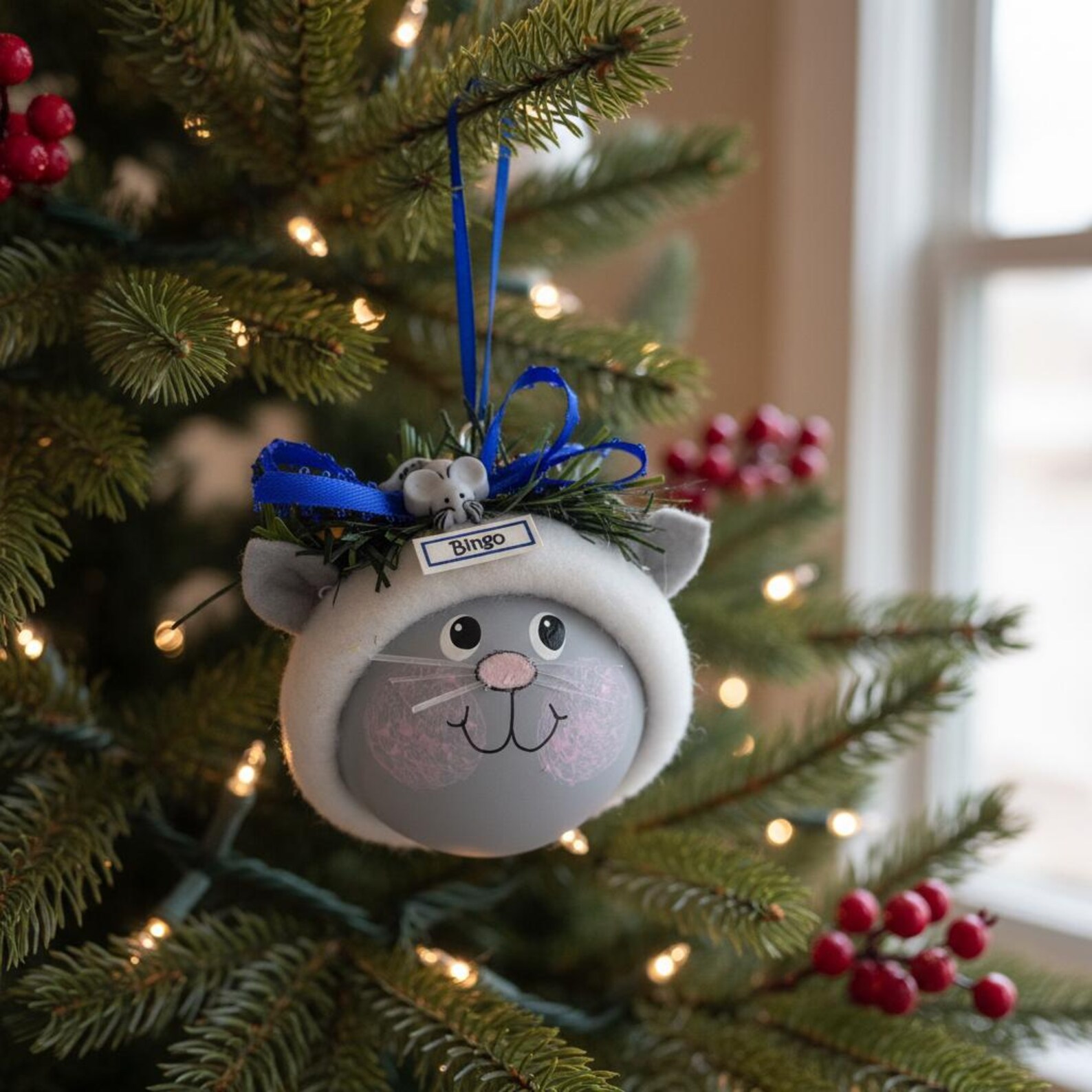 Gray Cat Christmas Gift Ornaments Mouse Townsend Custom Gifts SAMPLE ...