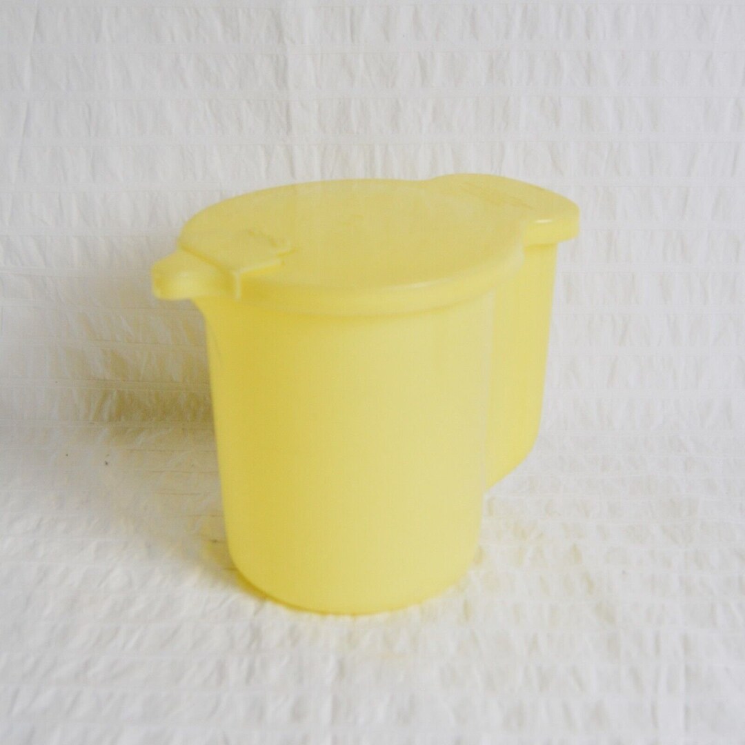 Vintage Tupperware Jug Pitcher With Lid, Yellow Plastic Store and Pour ...