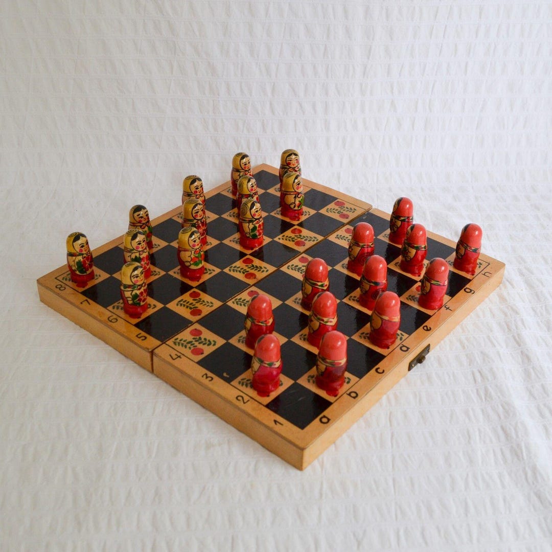 Vintage Russian Doll Checkers Set, Wooden Russian Dolls Checkers Board ...