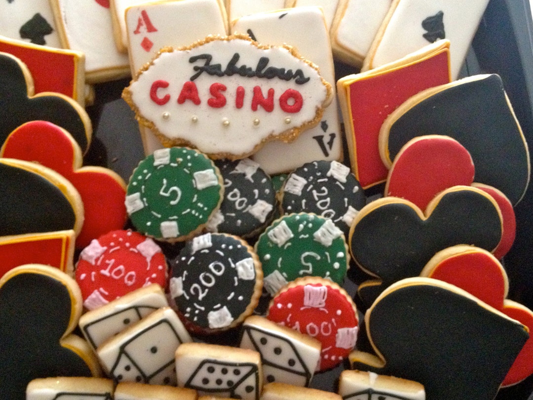 Casino Cookies-cards Cookies-poker Chip Cookies- Dice Cookies - 17 ...