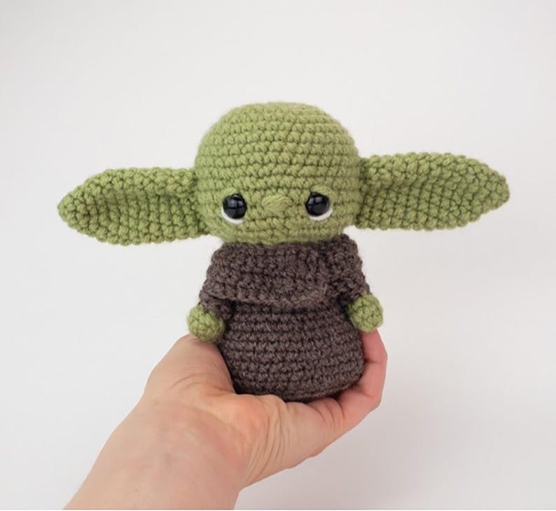 Crochet Baby Yoda Pattern – Grogu Amigurumi PDF – Star-inspired Plush ...