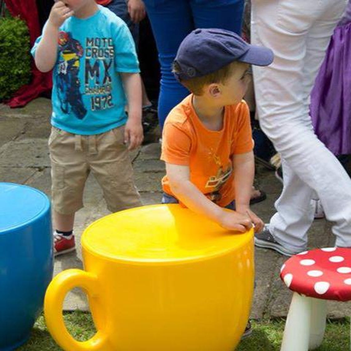 Tea Cup Stool - Etsy