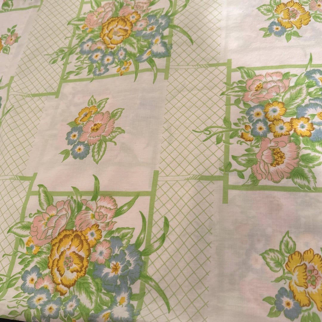 Vintage 1970's MCM Cannon Monticello Blue Yellow Flowers Grn Trellis ...