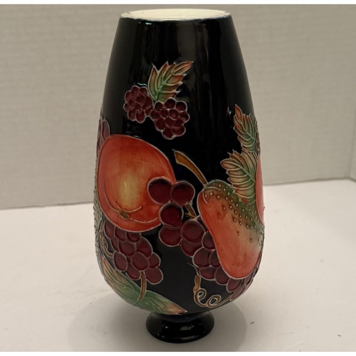 Vtg Moorcroft Style Pottery Vase W/ Tube-lined Fruits on a Dark Blue ...