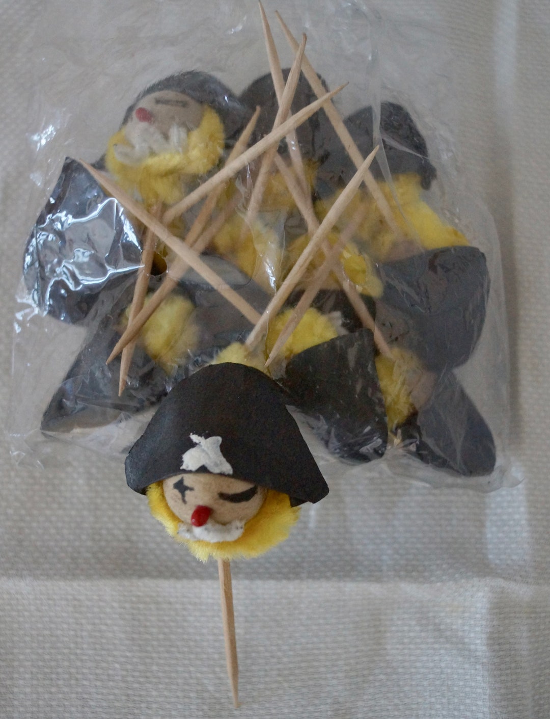 Vintage Spun Cotton and Pipe Cleaner Japan PIRATE Picks Hors Doeuvres ...