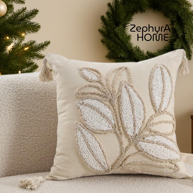 Embroidered Pillow Cover, Tufted Bohemian Holiday Cushion - Etsy Canada