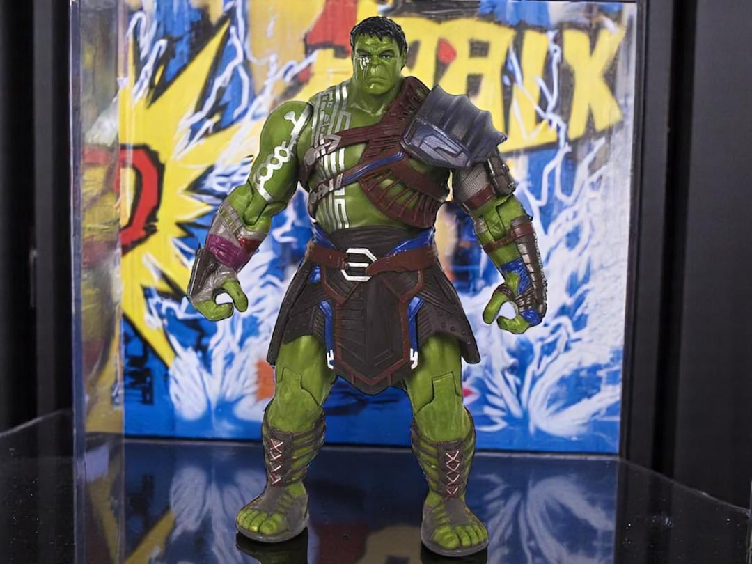Gladiator Hulk Action Figure – Thor Ragnarok Marvel Toy Collectible ...