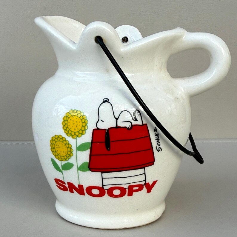 Vintage Snoopy Pitcher, Peanuts, Charlie Brown - Etsy