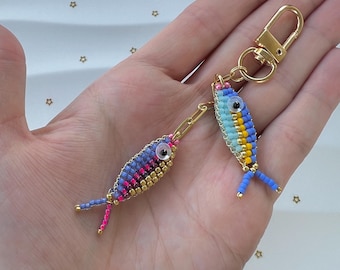 Customizable Beaded Fish Keychain - Etsy