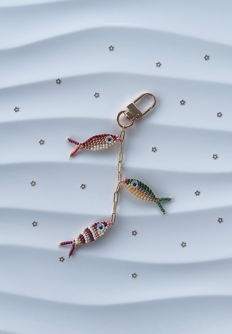 Beaded Fish Keychain - 3 Hand-beaded Fish on Gold Chain - Etsy