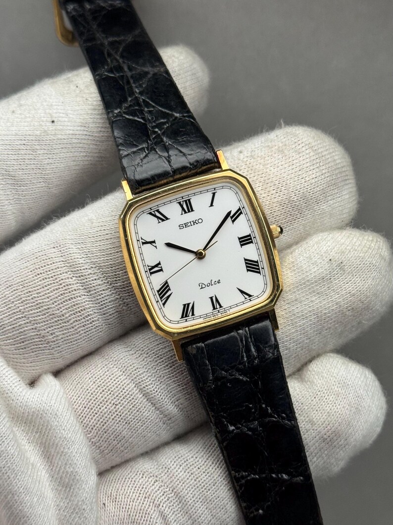 1985 Rare Seiko Dolce Quartz 5E31-5A80 Roman Index White Dial Vintage Watch Tank Shap GOLD ...
