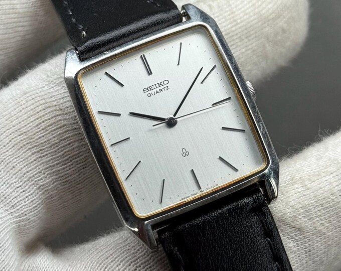 Vintage Seiko Tank Watch: Silver Dial, Black Leather Strap - Etsy