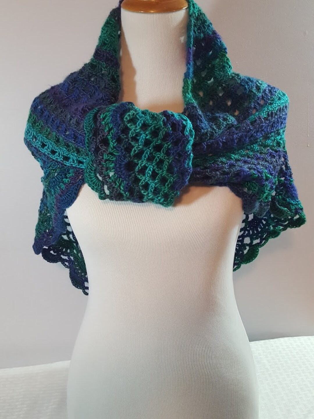 Shawlette de encaje de ganchillo, caplet del Día de las Madres, chal de ...