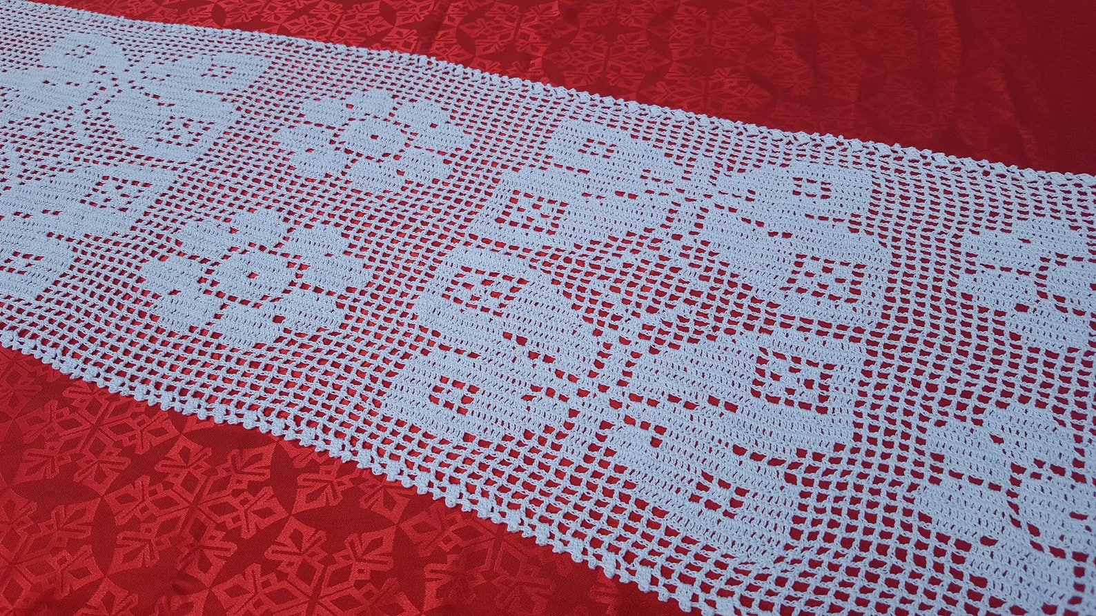 Butterflies and Blooms Filet Crocheted Table Runner - Etsy
