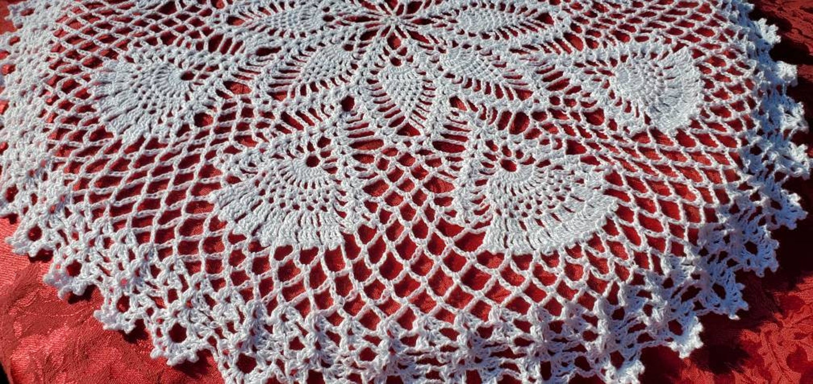 Scottish Thistle Table Topper, Unique Dining Room Decor, Tabletop ...