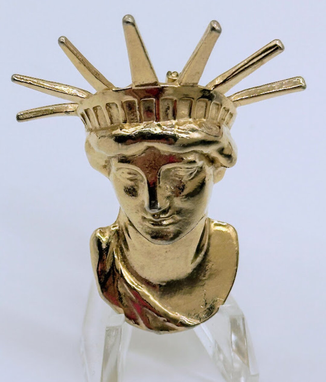 Statue of Liberty Pin Gold Tone Metal Well Done Heavy Weight 2 1/2 Tall ...