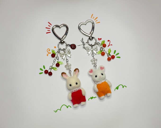 Strawberry Calico Keychain - Etsy