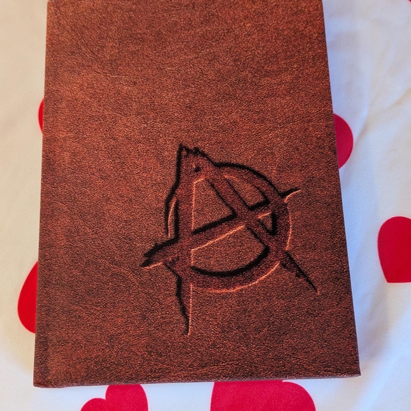 Dungeon crawler carl hardcover book - Etsy.de