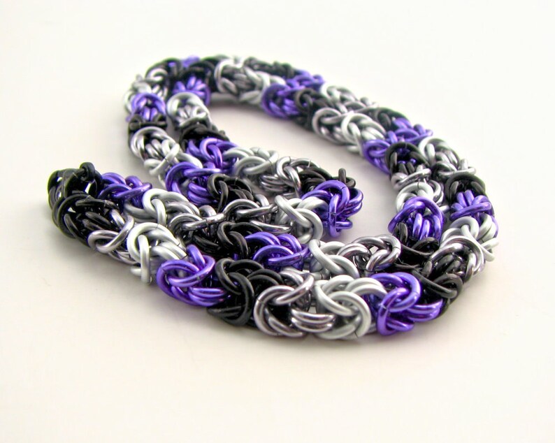 Love is Enough Braid Chainmaille Necklace - Etsy