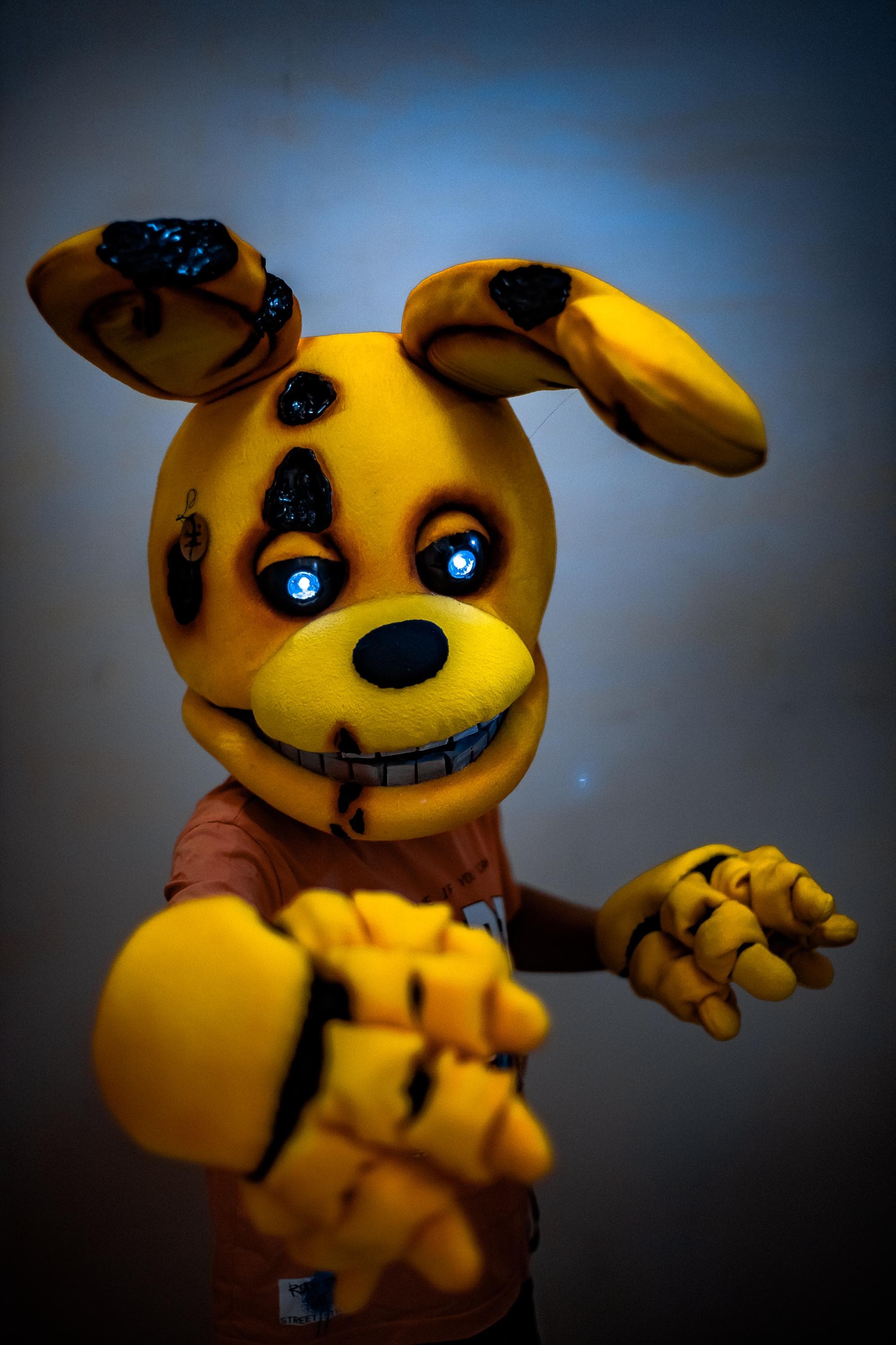 Spring Bonnie Cosplay Helmet – Fnaf-inspired Animatronic Mask – Glowing ...