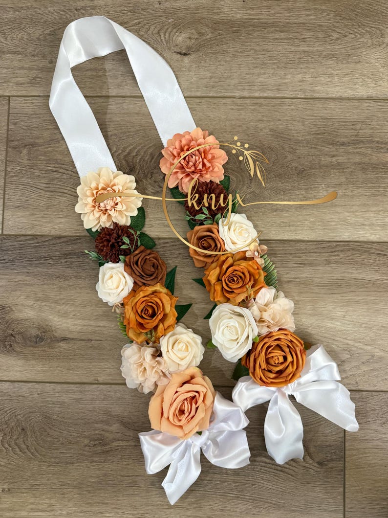 Flower Graduation Lei: Keepsake Gift MORE COLORS Available - Original ...