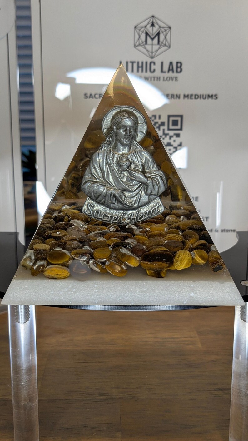 Sacred Heart Pyramid of Protection - Etsy